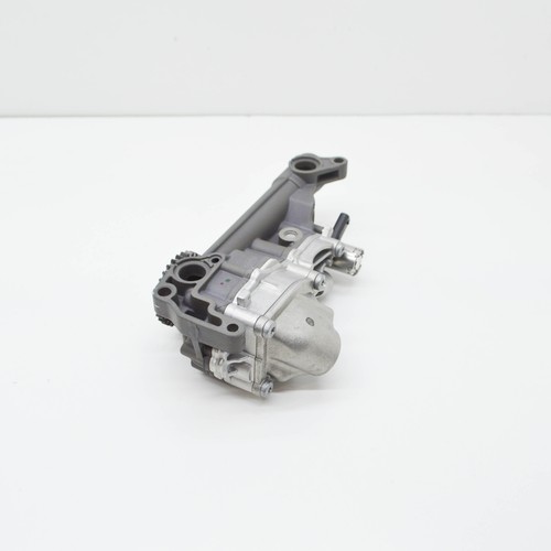 NEW MERCEDES-BENZ A W177 VANE OIL PUMP A2701800700 | eBay