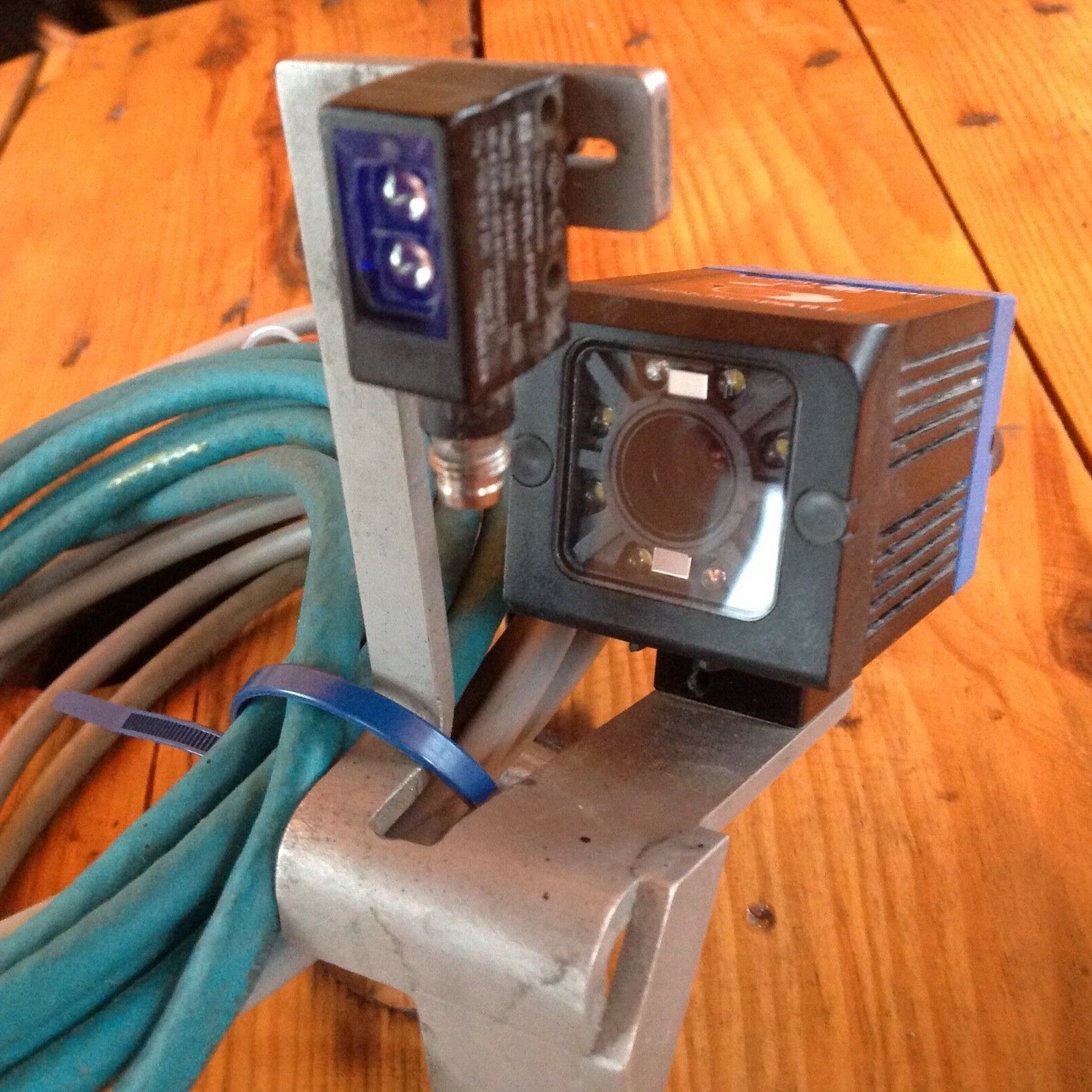 SENSOPART FA 45-300-WCC-OBO12HS4-X01 HIGH END VISION SENSOR WITH CABLE ...