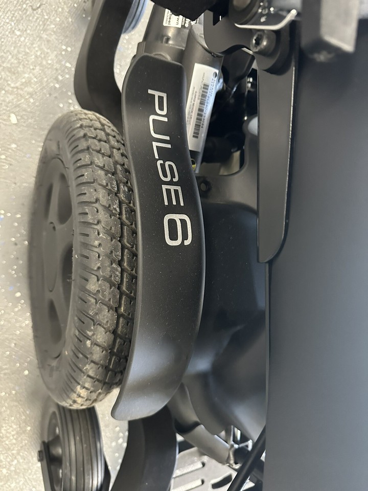 Quickie Pulse 6 Electric Power Wheelchair 20" Seating 6 MPH | eBay