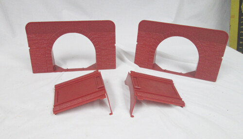 Vintage Allstate Electric Model Train Caboose w/ Railroad Tracks ...