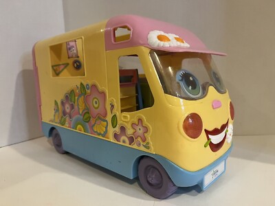 Learning Curve Caring Corners Camper Van Daisy Greenway Interactive ...