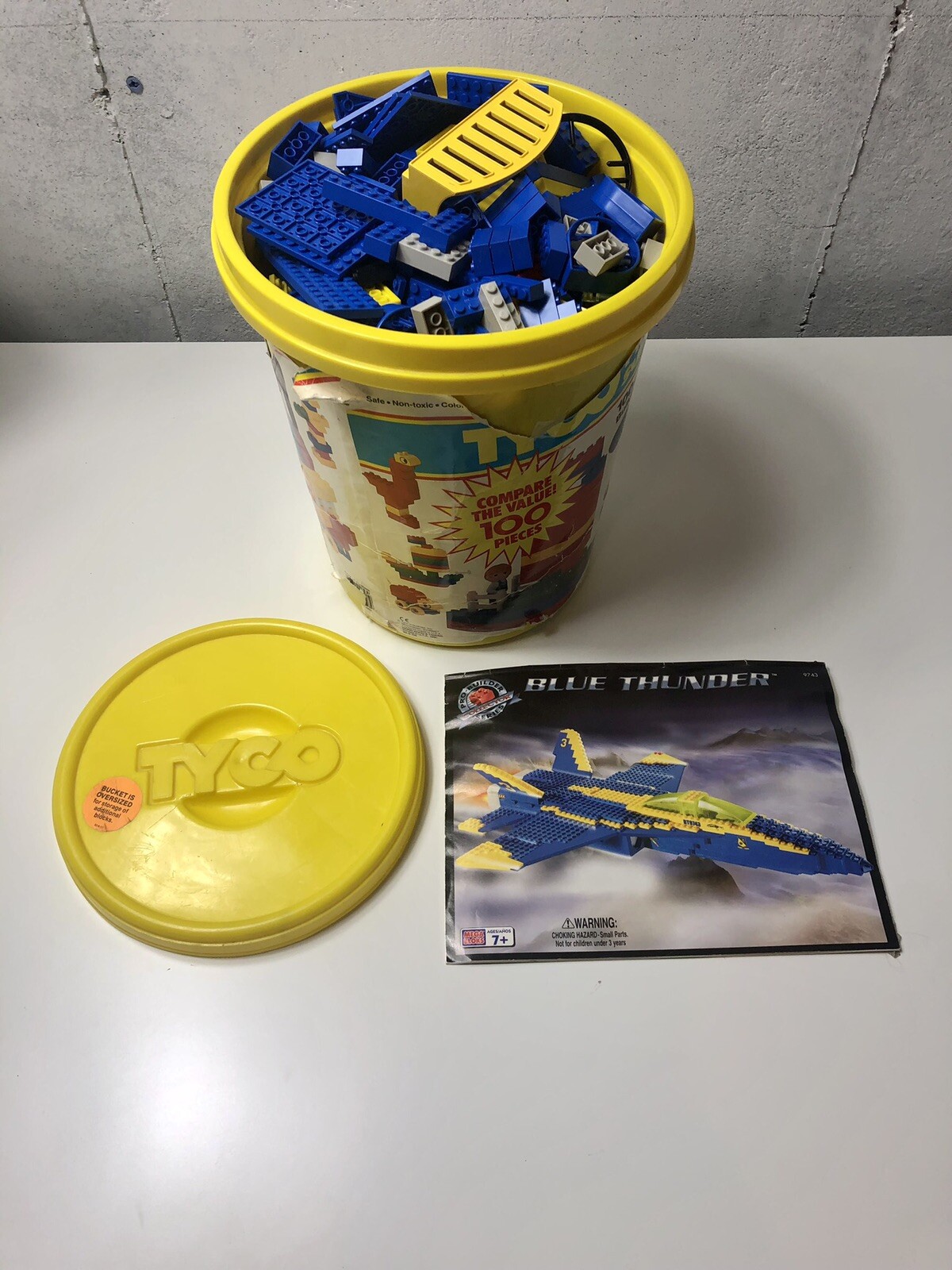 HUGE BUCKET lot Of Vintage Mega Bloks and Tyco Blue Thunder Pro Builder ...