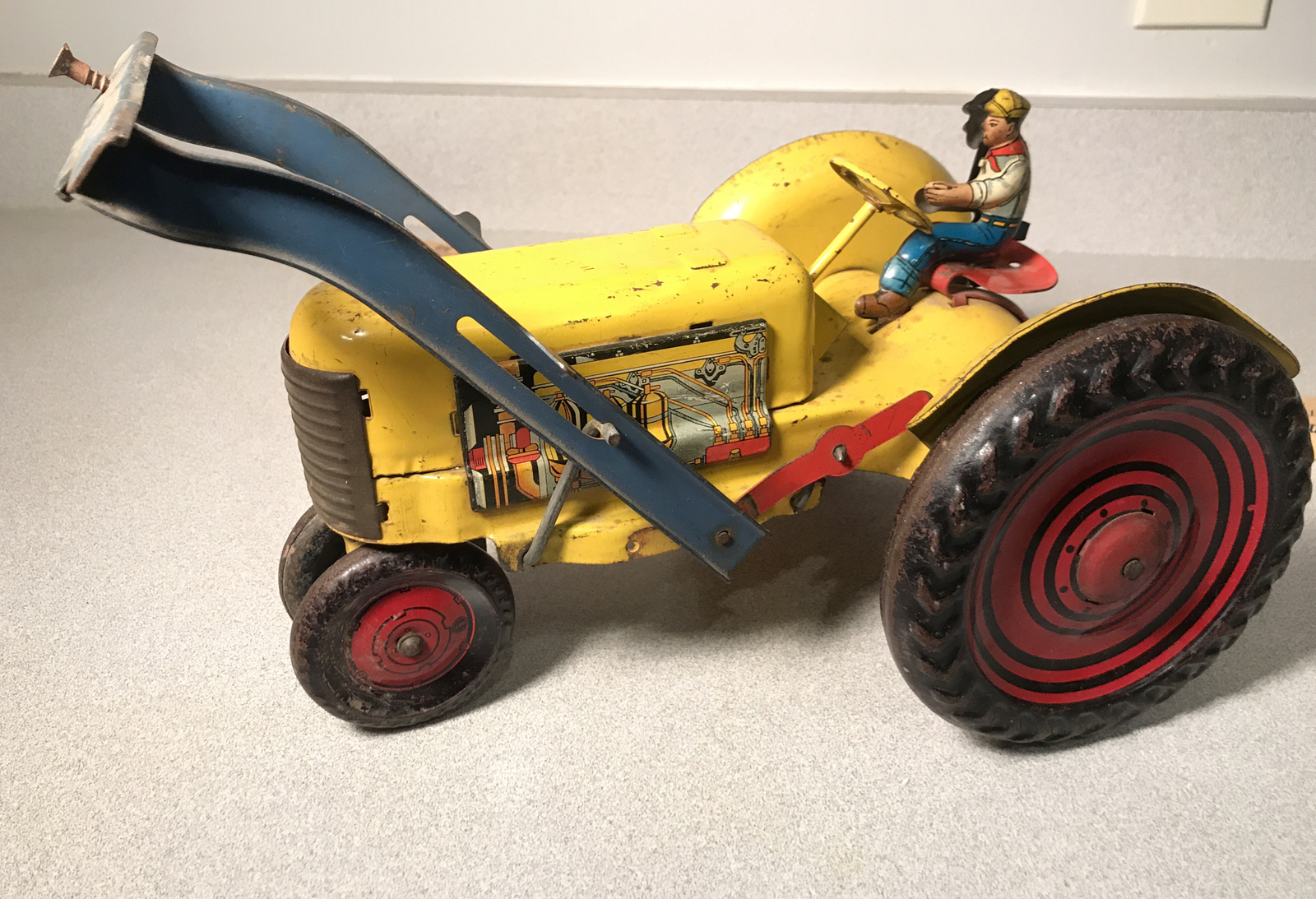 MARX Giant Climbing Tractor Set Front Loader Tractor Rider Litho ...