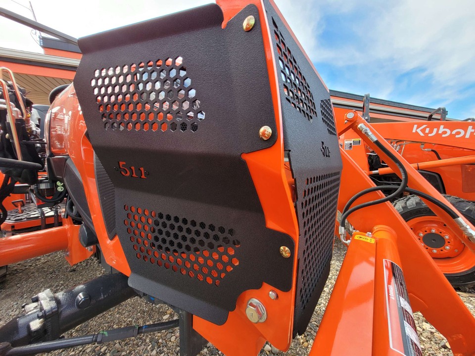 Kubota Side Guards L2502 L3302 L3902 L4802; L2501 with LA526 Loader | eBay