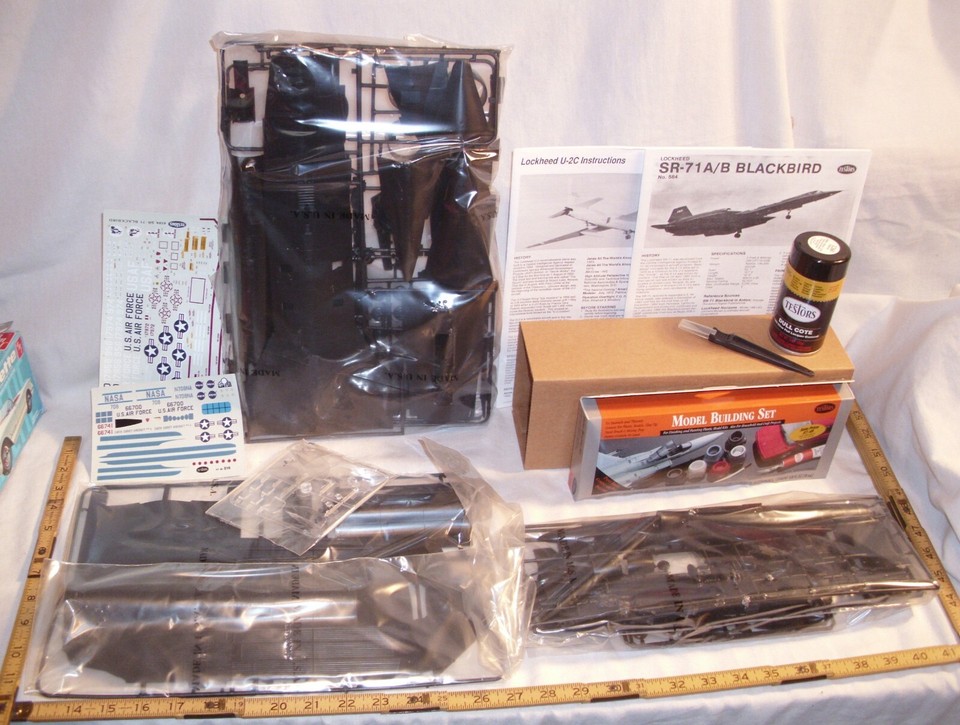 TESTORS FAMOUS SPY PLANES U-2 & SR-71 BLACKBIRD AIRCRAFT MODELS KIT ...