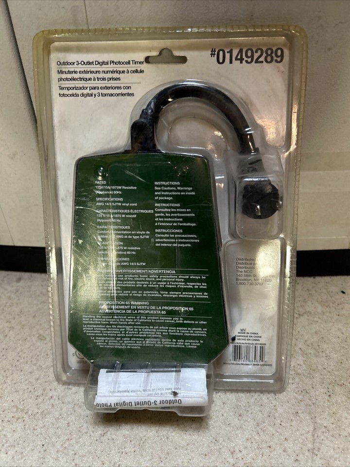 Utilitech Digital Outdoor Timer 0149289 Photocell 3 outlets brand new ...