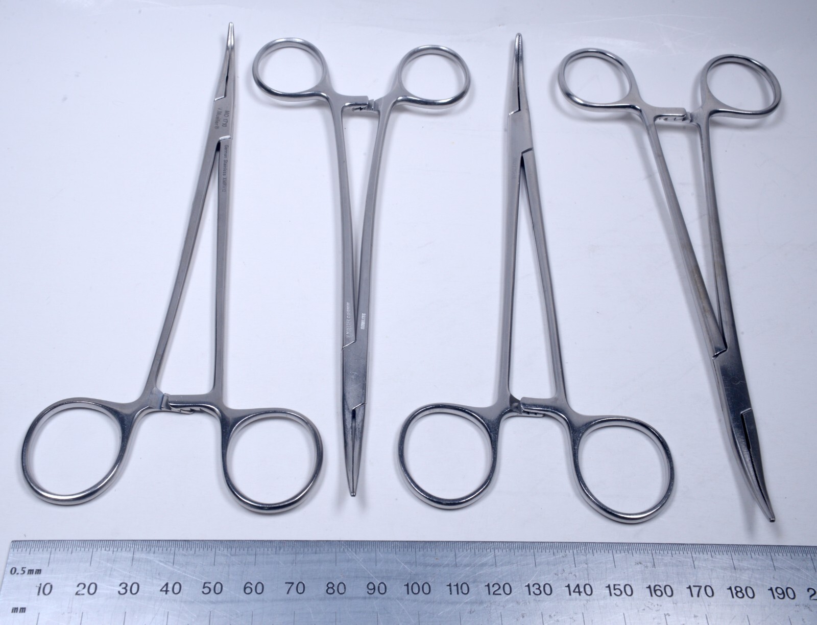 4x V. Mueller #MO1700 #MO1710 Boettcher Sawtell Tonsil Artery Forceps ...