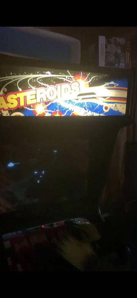 1979 original asteroids arcade machine Atari Classic Vintage Nostalgia ...