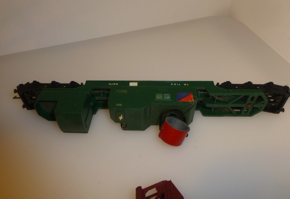 TRIANG S5082 NATO ROCKET LAUNCHER & SEARCHLIGHT SET with R118 | eBay UK