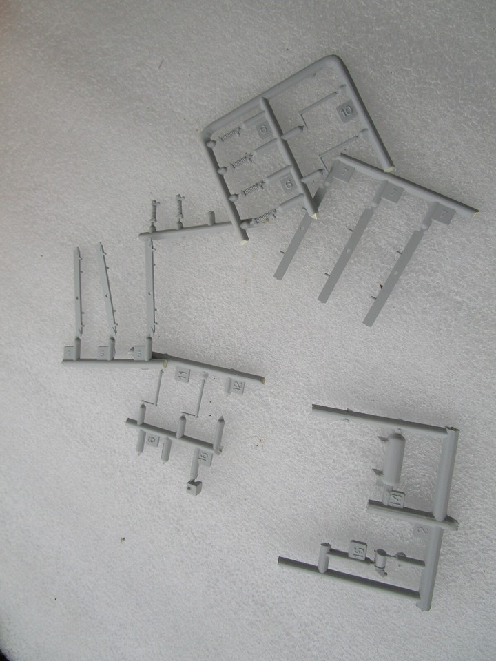 Huge N HO Scale Model Train Junk Yard Accessory Car Tractor ...