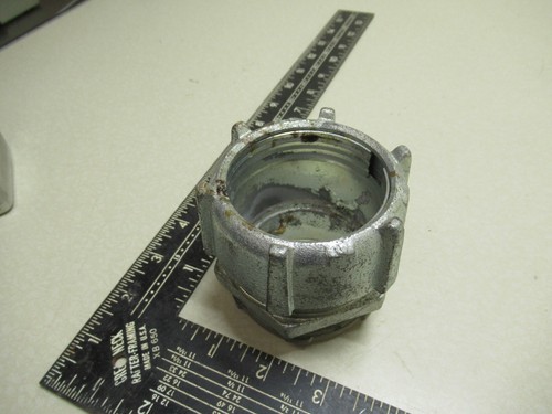 Thomas & Betts 8621 Connector 2" Threadless Straight | eBay