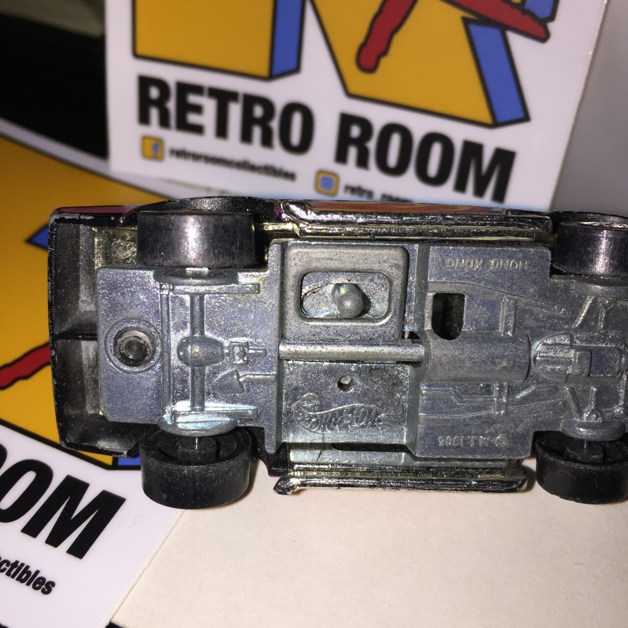 Hot Wheels Flip-Outs 1985 #2280 Road Flipper side flips Black Hong Kong ...