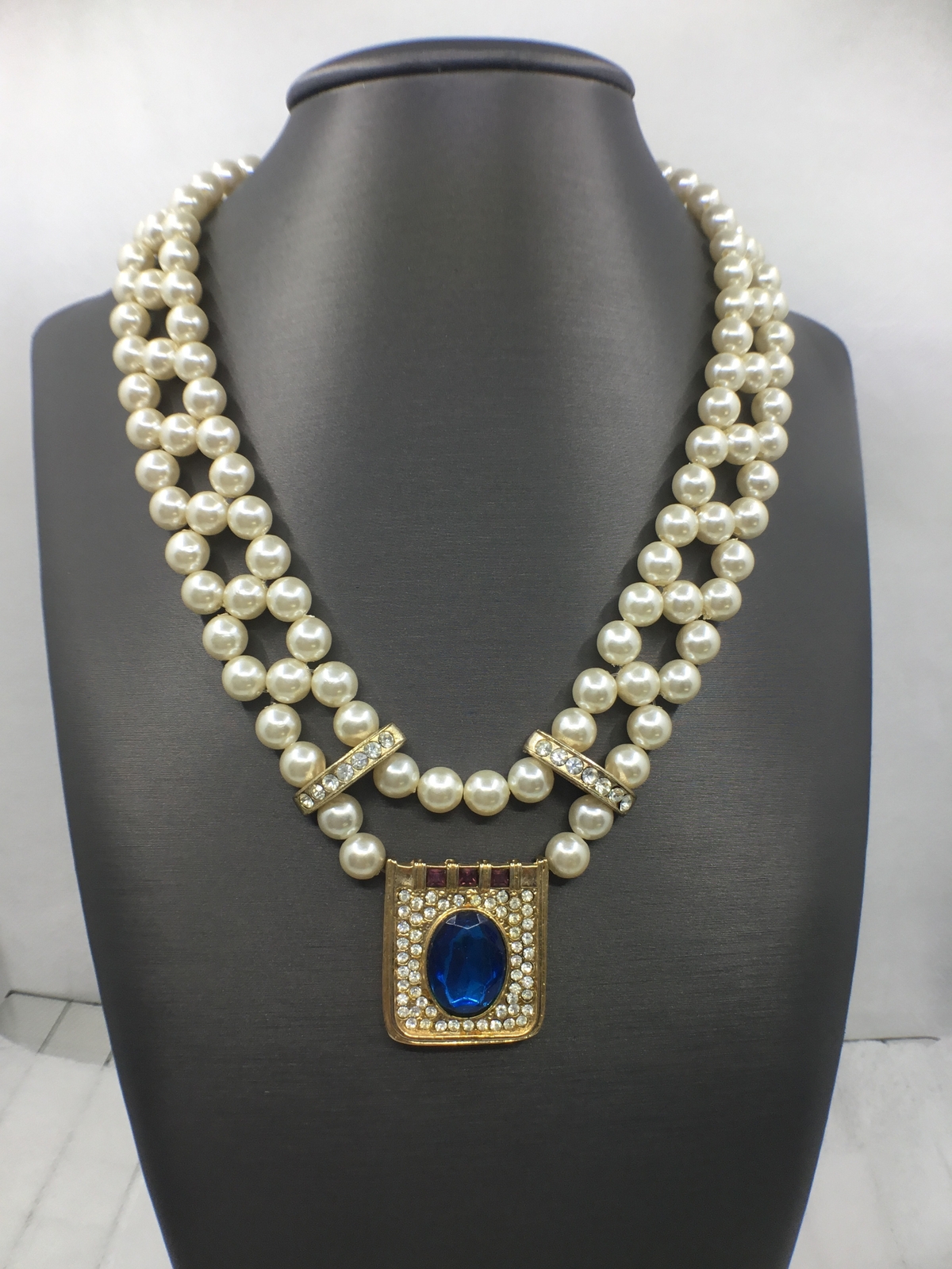 Vintage Silver Lock Stunning Elegant Blue Stone & Rhi… - Gem