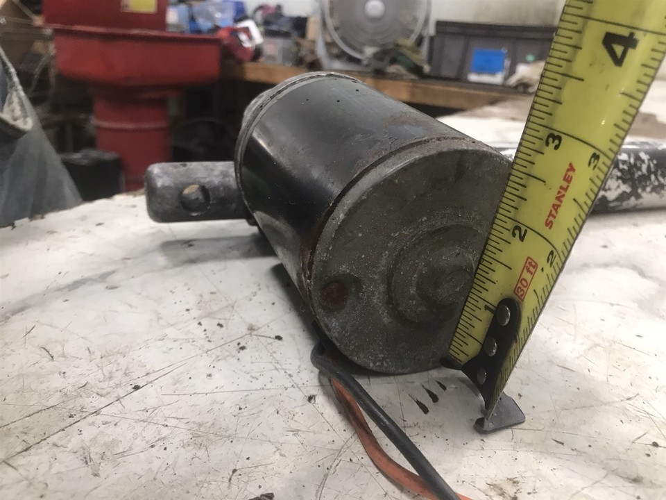 Baja Boat Acculift MQ347 engine Hatch electric hydraulic lift cylinder ...