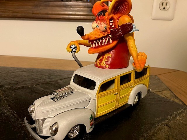 Racing Champions Rat Fink Die Cast Car W/ Figure 1940 Ford Woody 1:24 ...