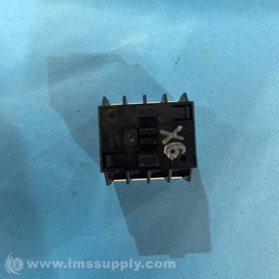 Eaton XTCEXFCC22 4-Pole Auxiliary Contact FNIP | eBay