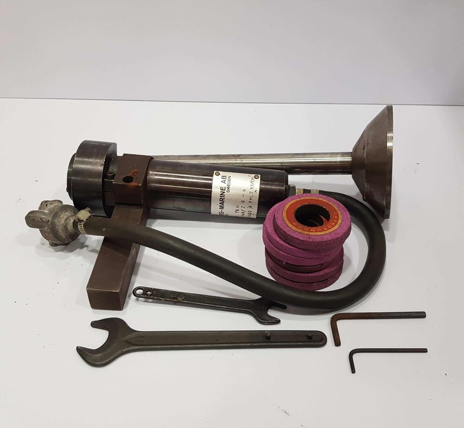 CHRIS MARINE 75H VALVE SPINDLE GRINDING MACHINE FOR DIESEL ENGINE ...