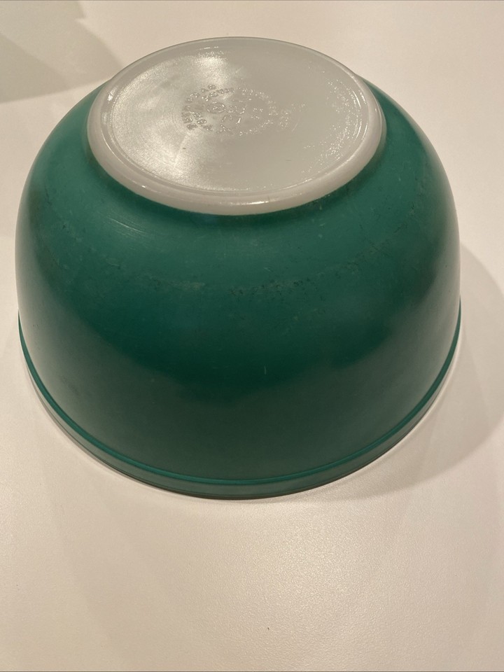 Vintage PYREX Primary Colors Green 2.5 Qt. 403 Mixing Nesting Bowl USA ...