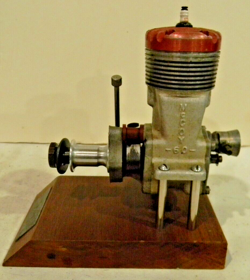 RARE 1958 McCOY 60 RED HEAD SPARK PLUG ENGINE TETHER CAR AIRPLANE STORE ...