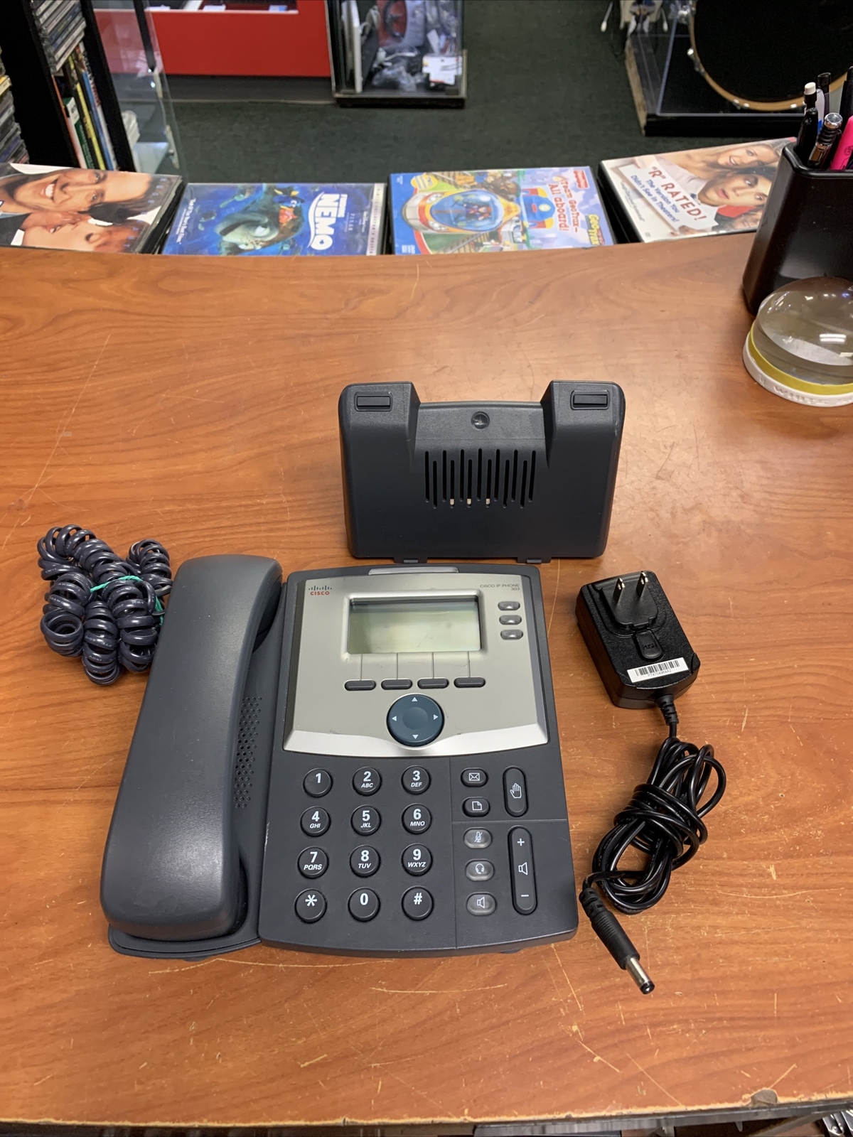 Cisco SPA303-G1 3 Line IP Phone with Display and PC Port *READ NOTES ...