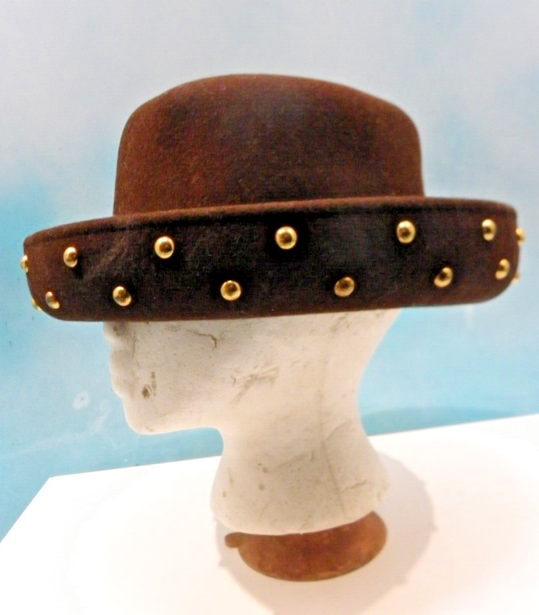 Commodore Hat