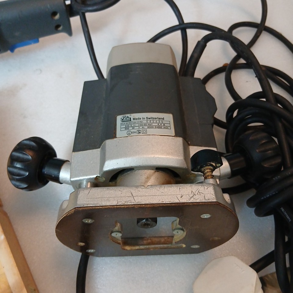 Elu Router MOF96/02 220V 900W And Elu Biscuit Jointer 110v + Router ...