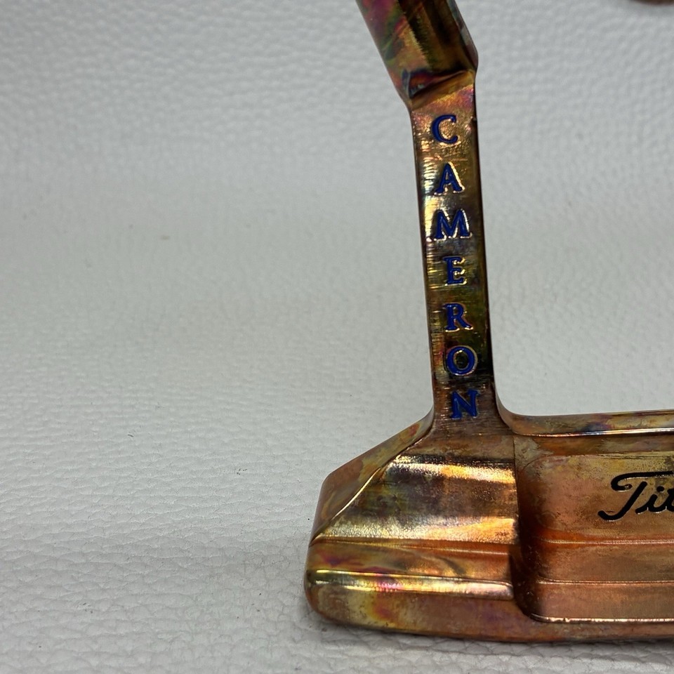 Scotty Cameron Pro Platinum mid Slant New Port2 33in Copper Oil Can ...