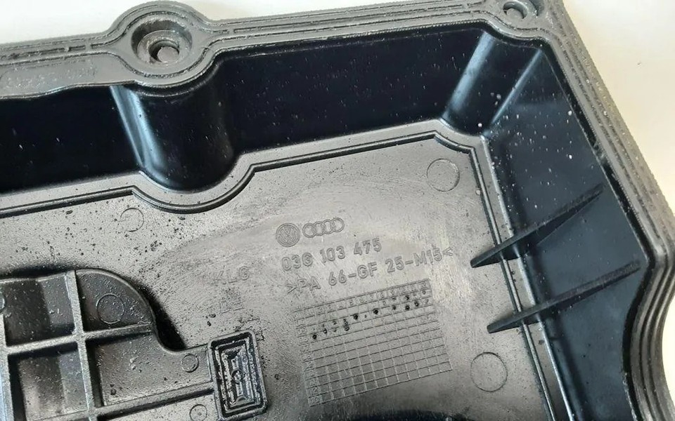 VW PASSAT B6 3C2 Rocket Cam Cover 03G103475 2.00 Diesel 120kw 2005 ...