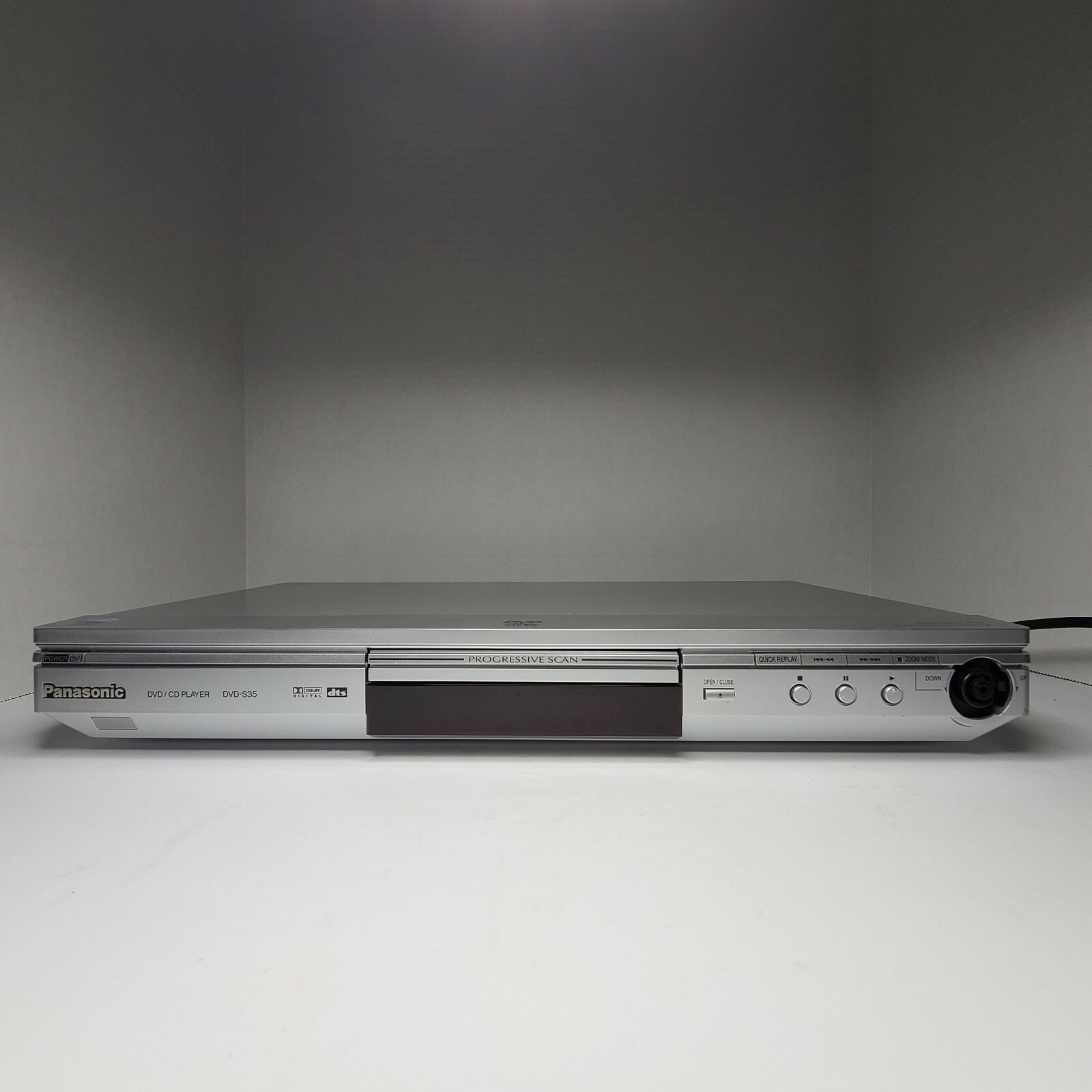 Panasonic DVD-S35 DVD Player WMA/MP3.JPEG, Zoom-Mode, Dolby digital ...