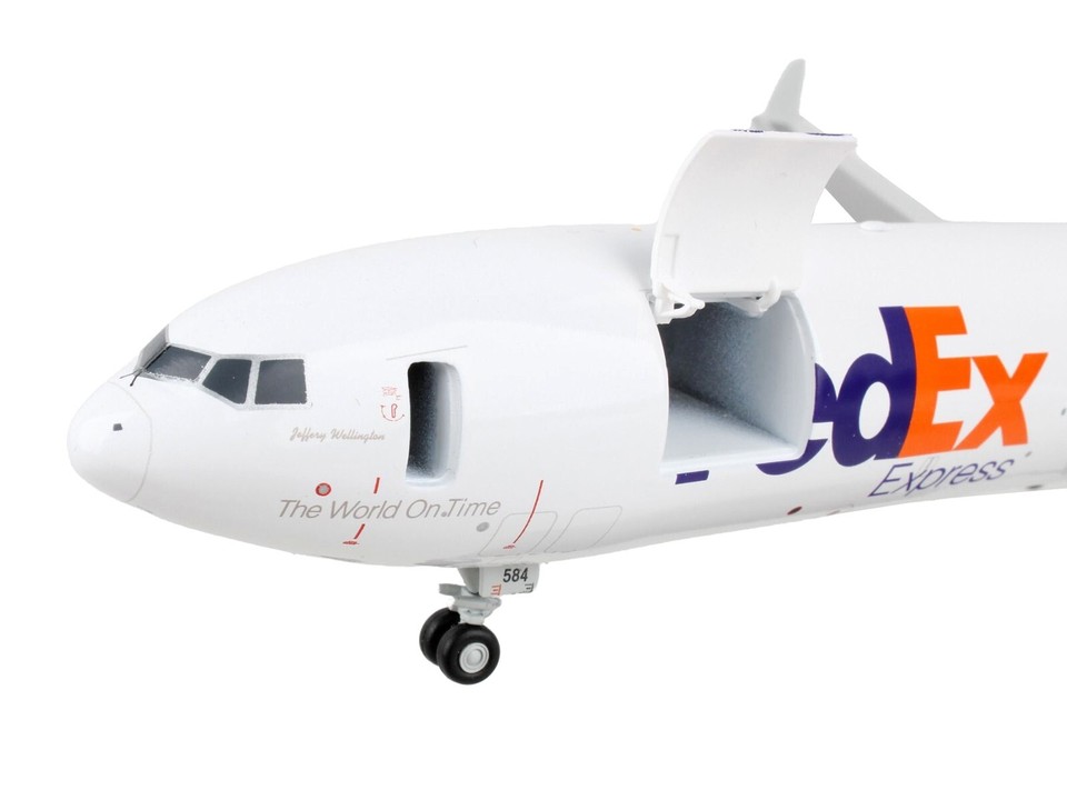 Box Damaged MCDONNELL DOUGLAS MD-11F AIRCRAFT FEDEX 1/200 GEMINIJETS ...