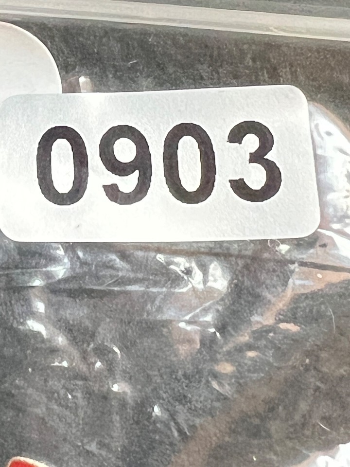 RUC ROYAL ULSTER CONSTABULARY WEAPONS & EXPLOSIVES RESEARCH CENTRE PIN ...