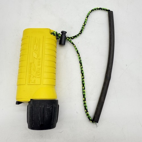 Underwater Kinetics Sun Light SL4 Underwater SCUBA Dive Light Torch ...