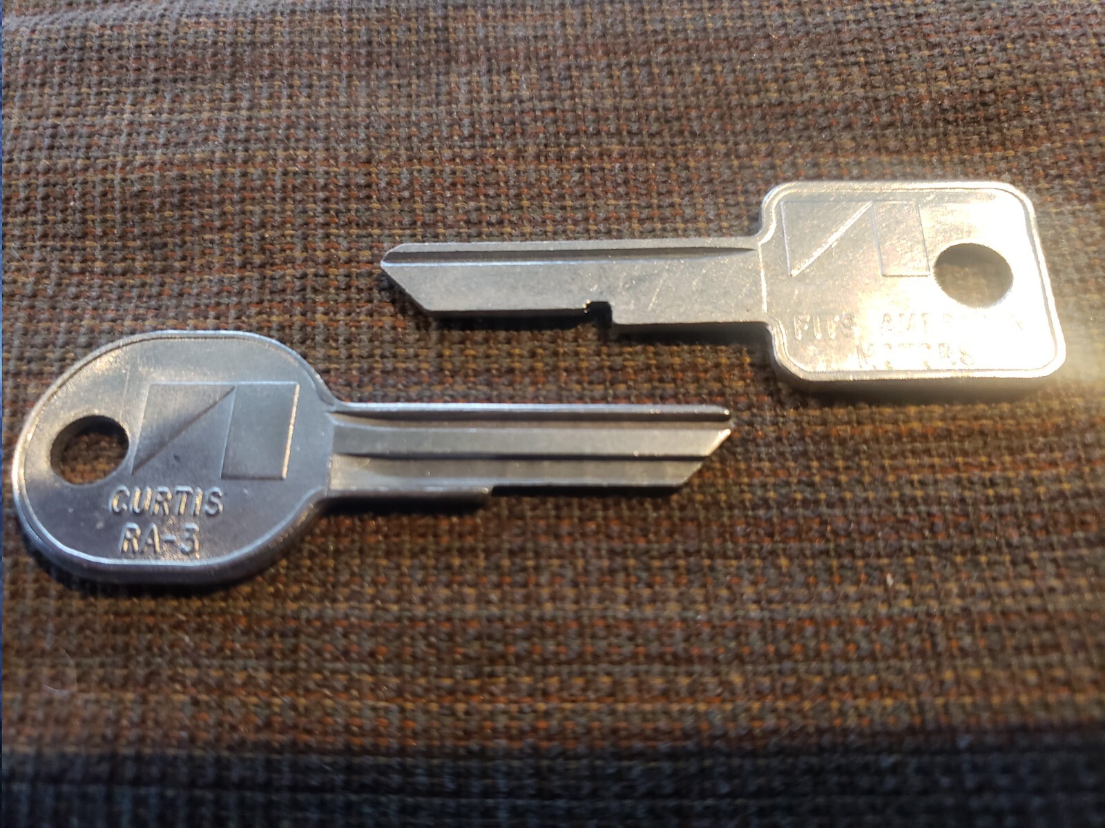 1985-1989 AMC AMERICAN MOTORS Jeep Key Blanks RA5 RA3 | Pair | Curtis ...