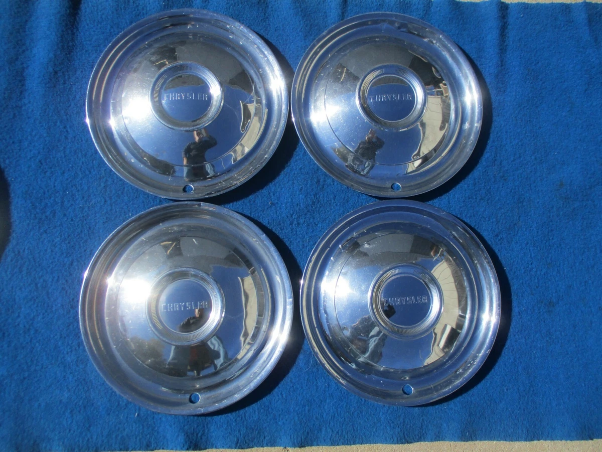 Mopar Chrysler Hubcap