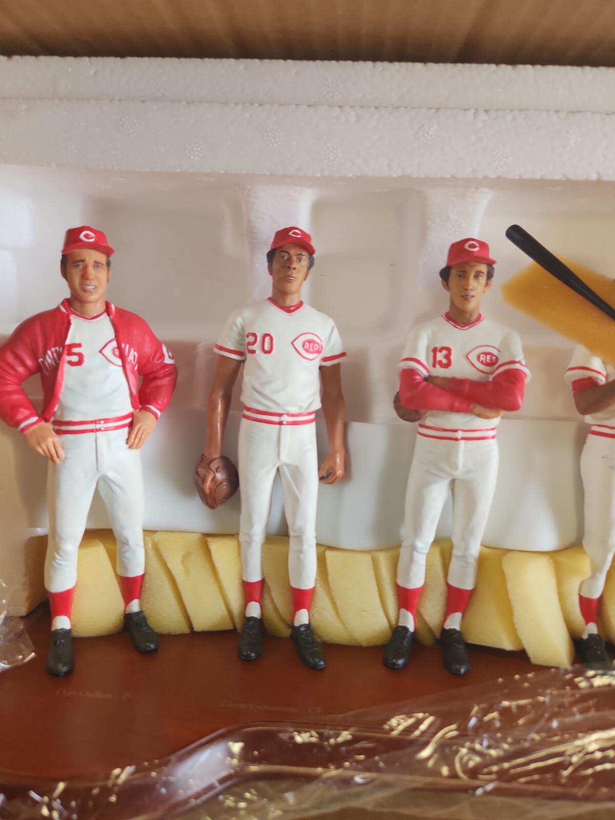 Danbury Mint 1975 Cincinnati Reds Big Red Machine Team Figurines Almost ...