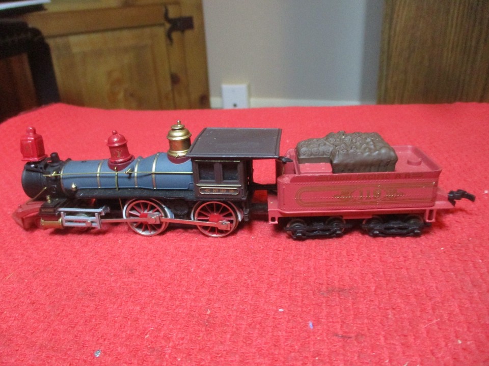 Bachmann HO Scale Powered Union Pacific 4-4-0 Steam Engine & Tender 119 ...