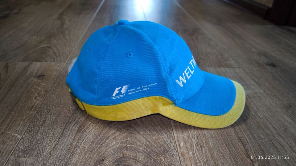 Vintage Renault Cap Weltmeister 2005 F1 Racing Team Blue Formula One ...