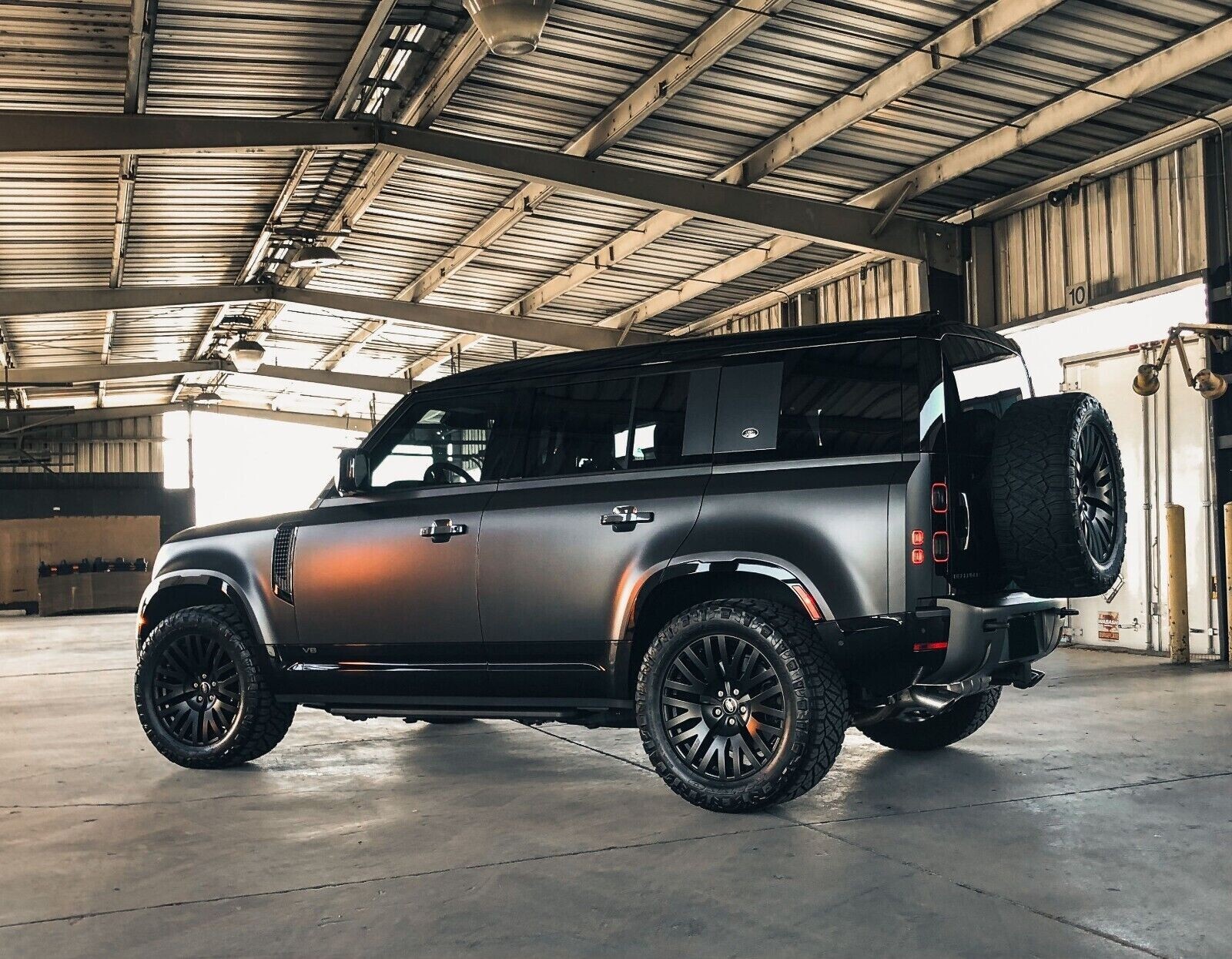 JANTES 20" COMPATIBLES LAND ROVER DEFENDER 110 NOIR SATINÉ JANTES ...