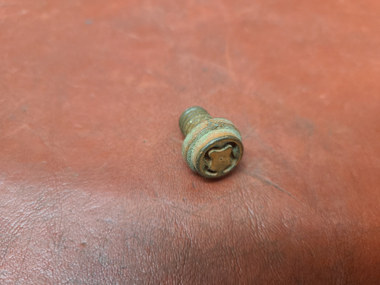 80-90s GM Buick Cadillac Oldsmobile Wire Hubcap Locking Bolt Lug ORANGE ...