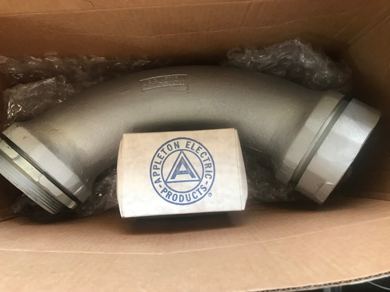 APPLETON ST90400 4" LIQUID TIGHT 90DEG LFMC CONNECTOR New | eBay