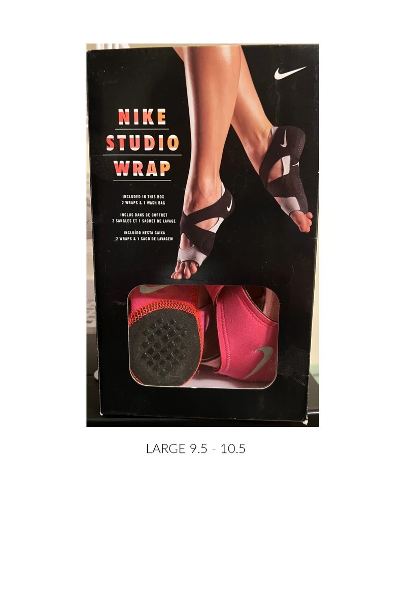 Nike Studio Wrap