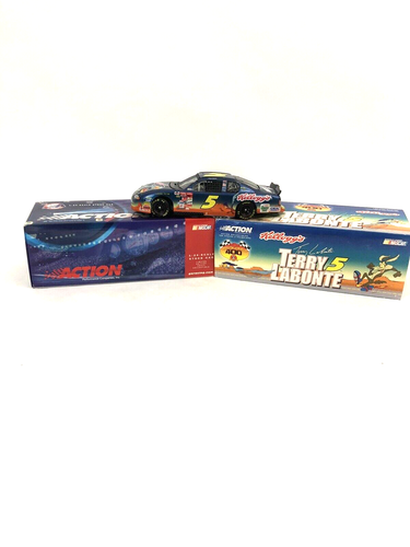 NASCAR Terry Labonte Action Racing Kelloggs & Looney Toons 2001 Monte ...
