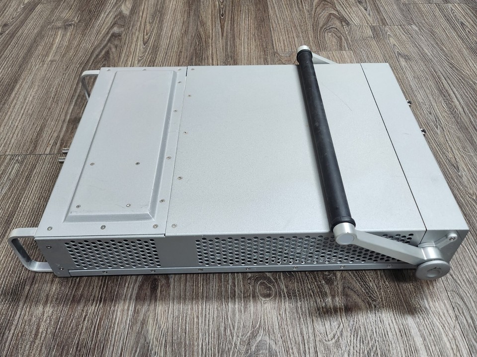 Spirent Testcenter SPT-2000A (F/W 3.0) with packet Licences. with EDM ...