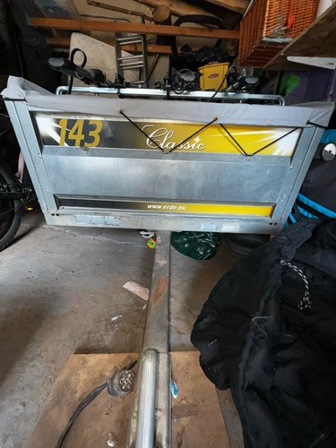 Erde 143 Classic Trailer With Lid, Bars And Two Thule Bike Racks | eBay UK