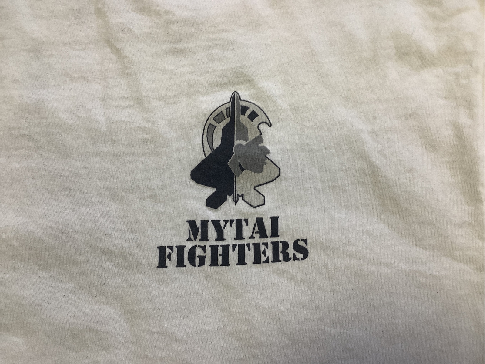 MYTAI FIGHTERS “DEFENDING HAWAII SINCE 1946” Tee Shir… - Gem