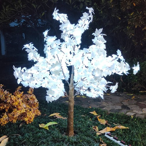 LED Tree Maple Leaf Outdoor/Indoor 6.0ft/1.8m 540pcs LEDs white color ...