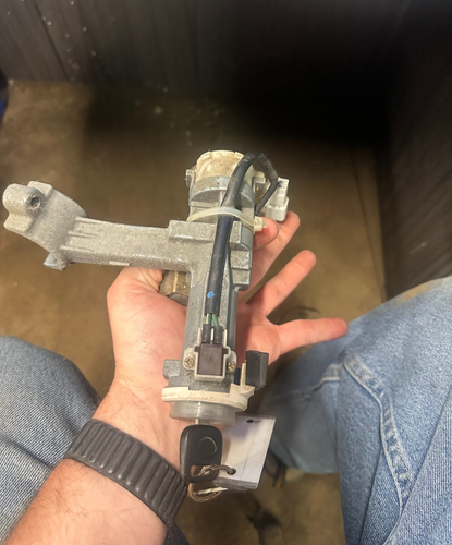 1996-2002 Toyota 4Runner Ignition Switch Cylinder Lock Key Used | eBay