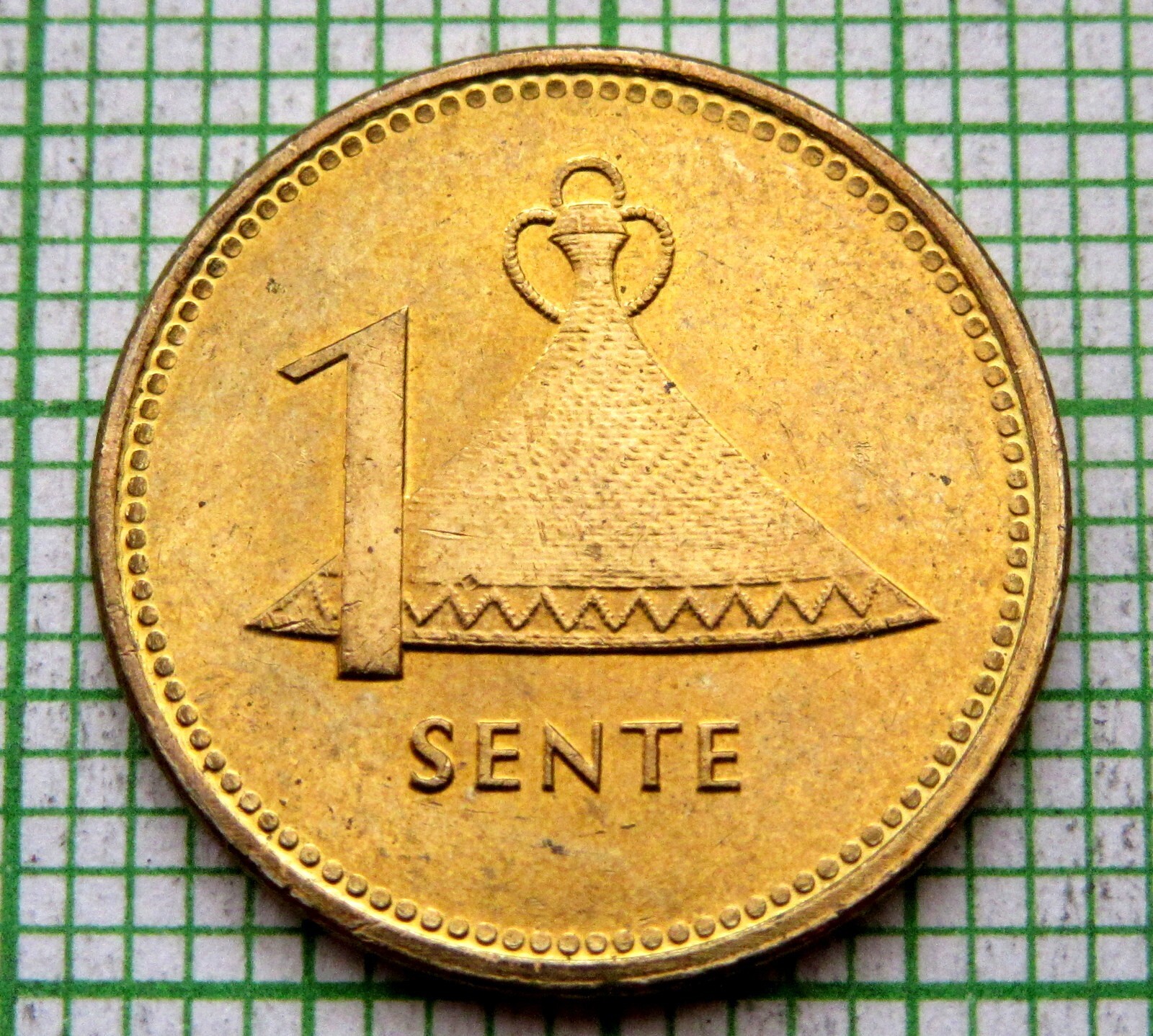 LESOTHO Letsie III 1992 1 SENTS, COAT OF ARMS & TRADITIONAL HAT ...