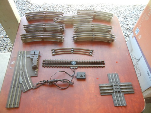 34 Pieces of Lionel Curved Track and Other Pieces | eBay