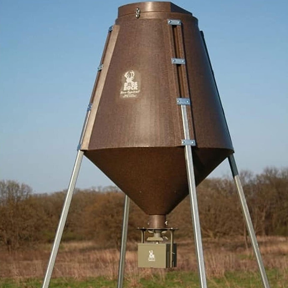 Boss Buck 12-Volt High Torque Motor Hunting Game Feeder Timer Holder ...